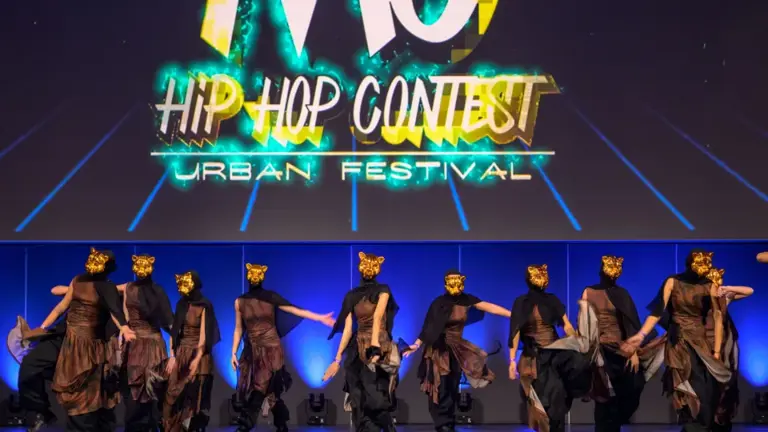 L'energia dei ragazzi del MC Hip Hop anima i contenitori riccionesi