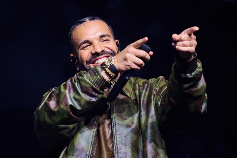 Scam inflated streaming data for Drake, lawsuit says