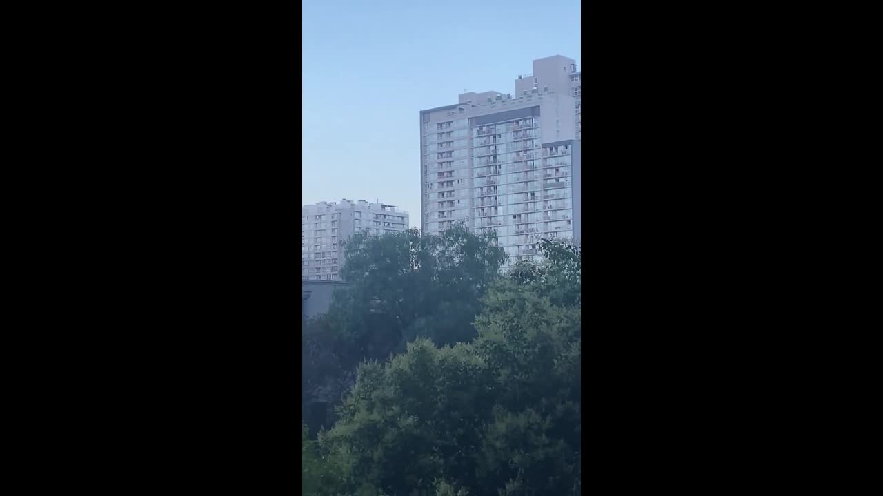 Venezuelan residents sing national anthem in Santiago, Chile