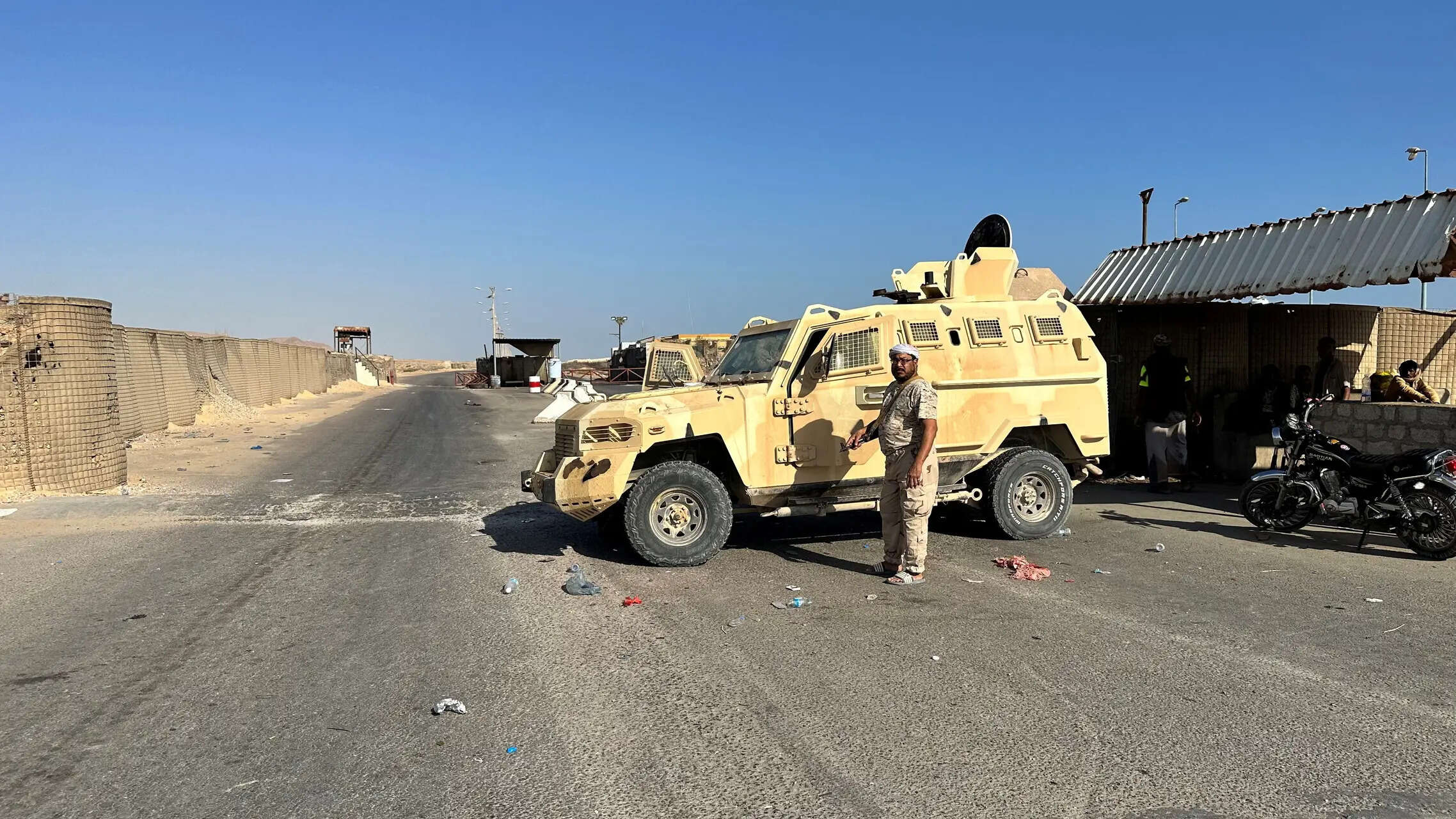 80 Yemeni separatists killed in clashes, strikes: military official