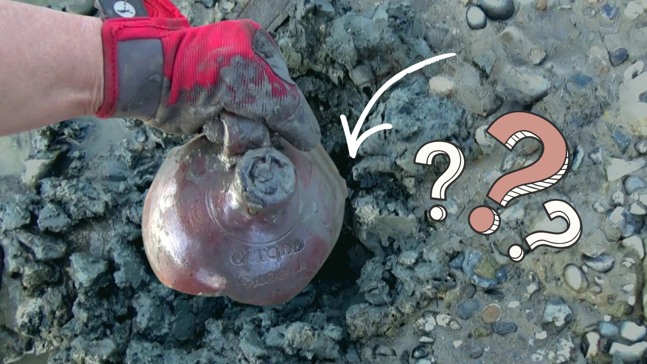 Never underestimate broken finds! A fascinating flagon discovery