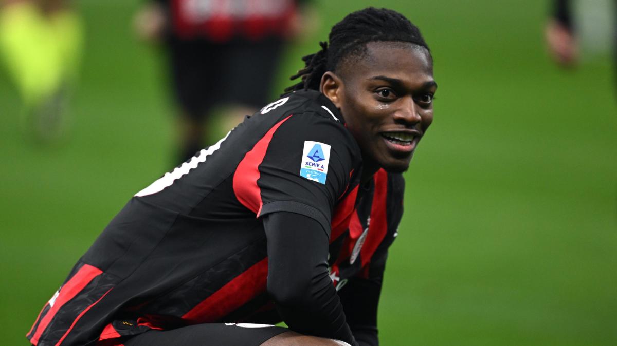 Rafael "si spara le pose": all'anagrafe fa Leao, ma sembra... Kaká!