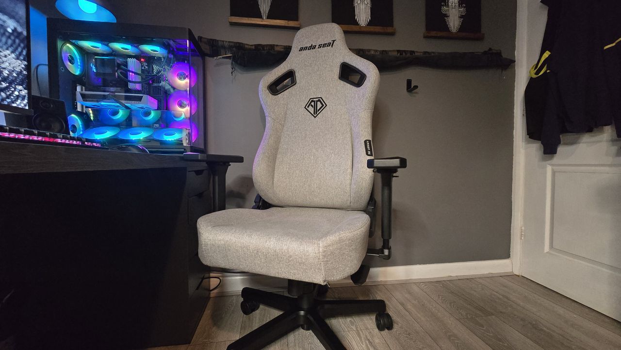 The AndaSeat Kaiser 3E XL might be one of the best value gaming chairs ...
