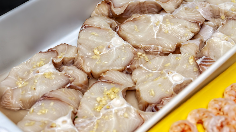 13 menu items you should never order at a seafood restaurant