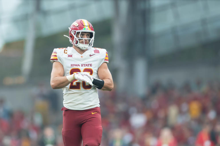 Penn State lands former Iowa State LB Caleb Bacon