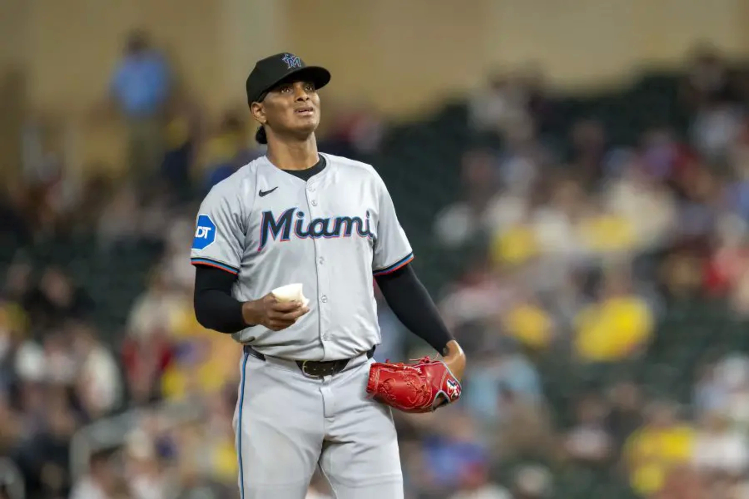 Chicago Cubs could address rotation questions with bold restructuring