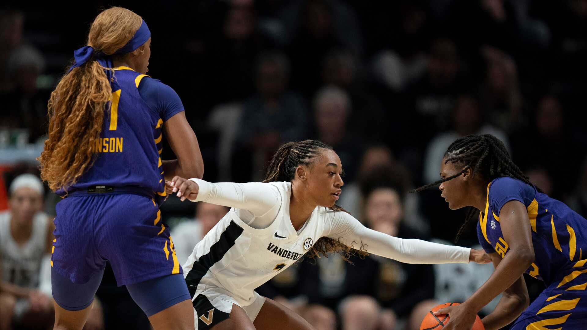 No. 12 Vanderbilt women remain undefeated knocking off No. 5 LSU 65-61