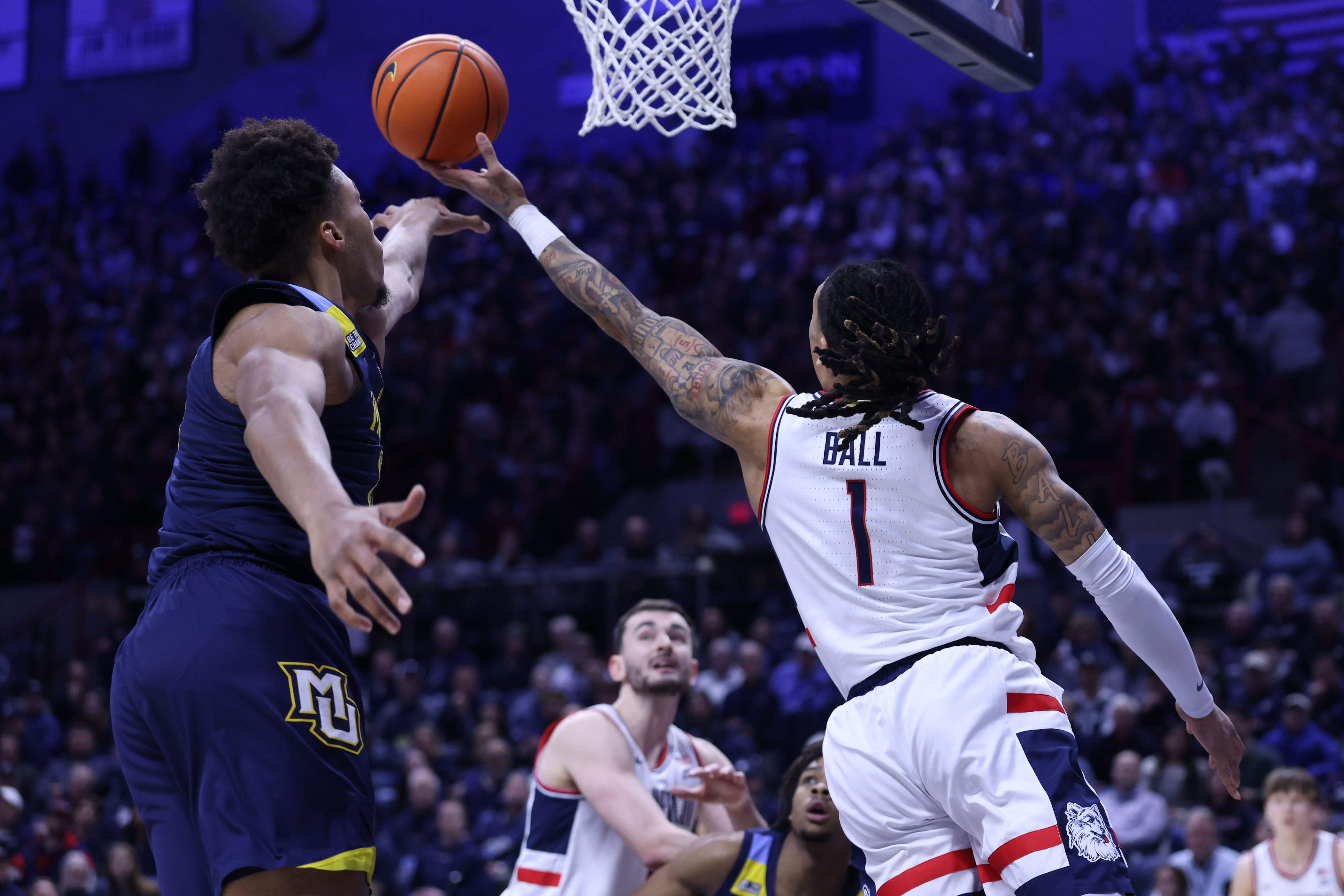 UConn men’s basketball takes down Marquette, 73-57