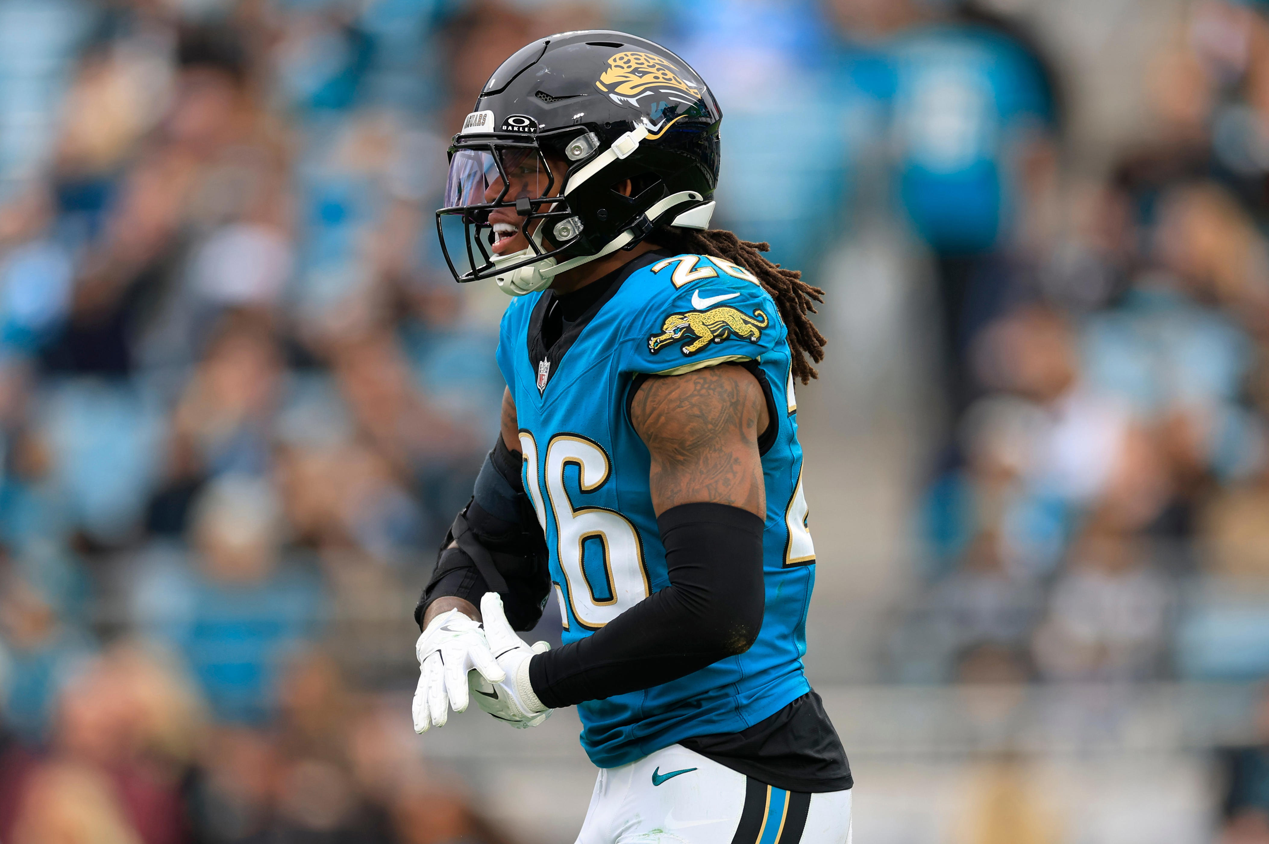 Jaguars' Antonio Johnson's pick-six caps standout third season