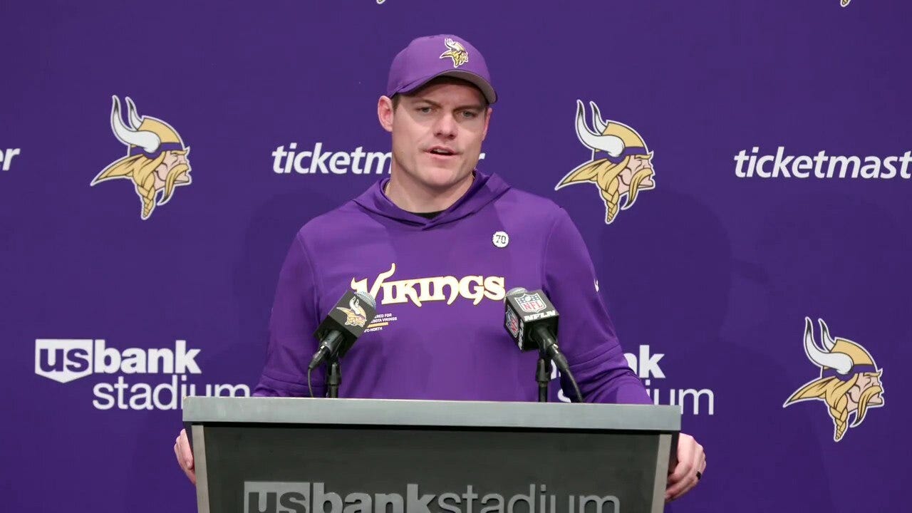 Vikings salute Harrison Smith, CJ Ham in season finale