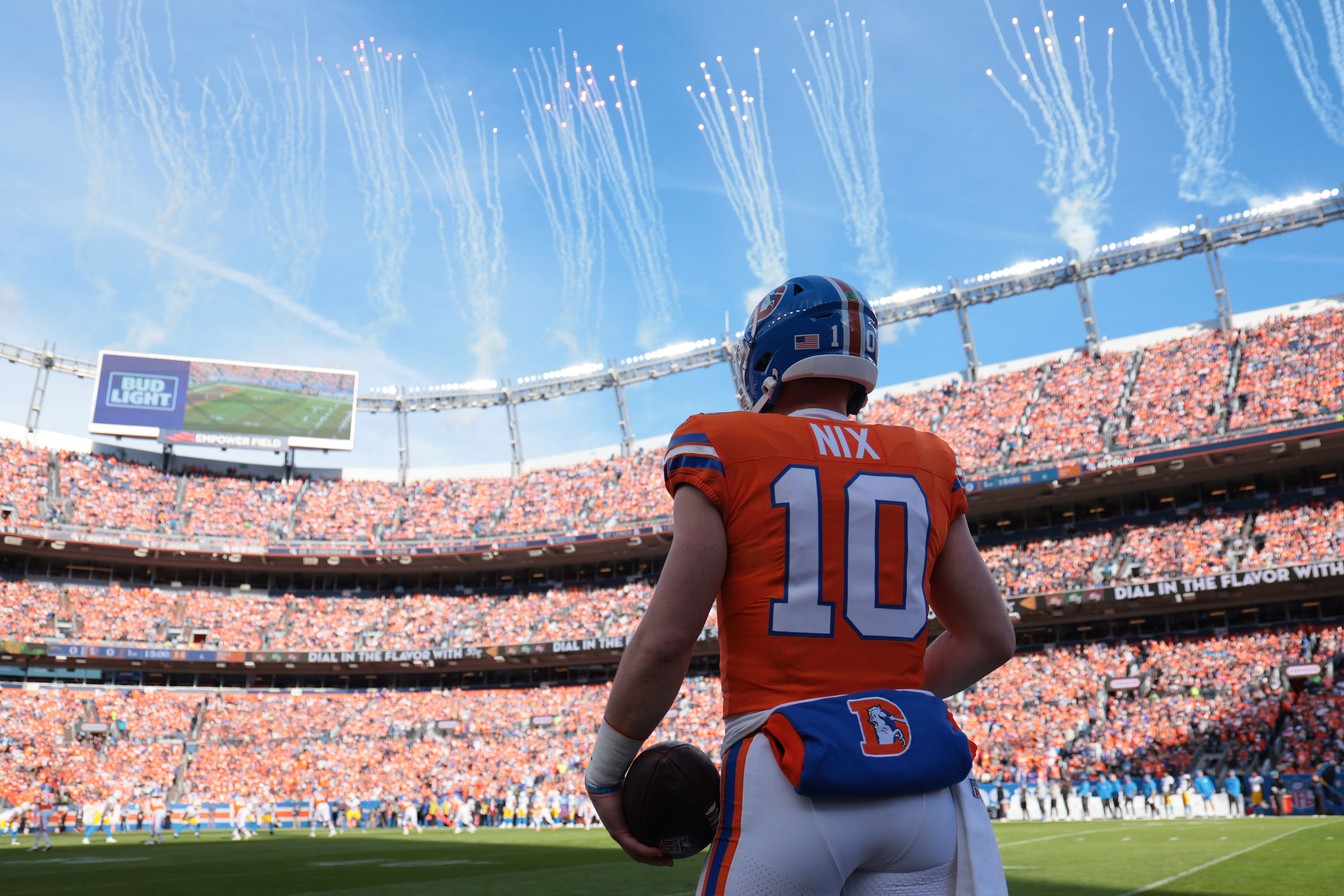 Broncos clinch top seed in AFC and have homefield throughout the playoffs