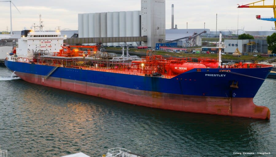 China takes over 20 sanctioned Russian LNG shipments despite Western curbs