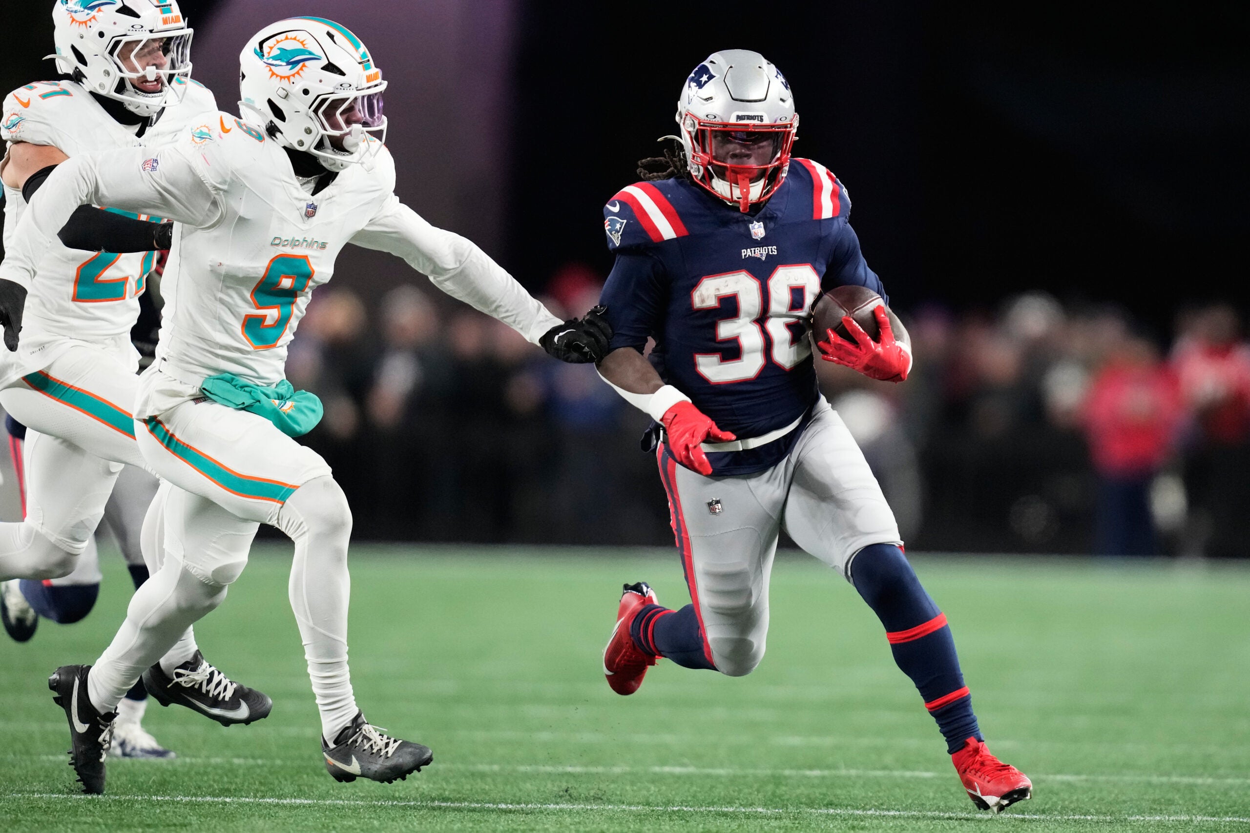 7 takeaways from Patriots’ win over Dolphins in regular-season finale