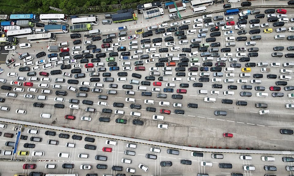 Jakarta faces mounting traffic pressure