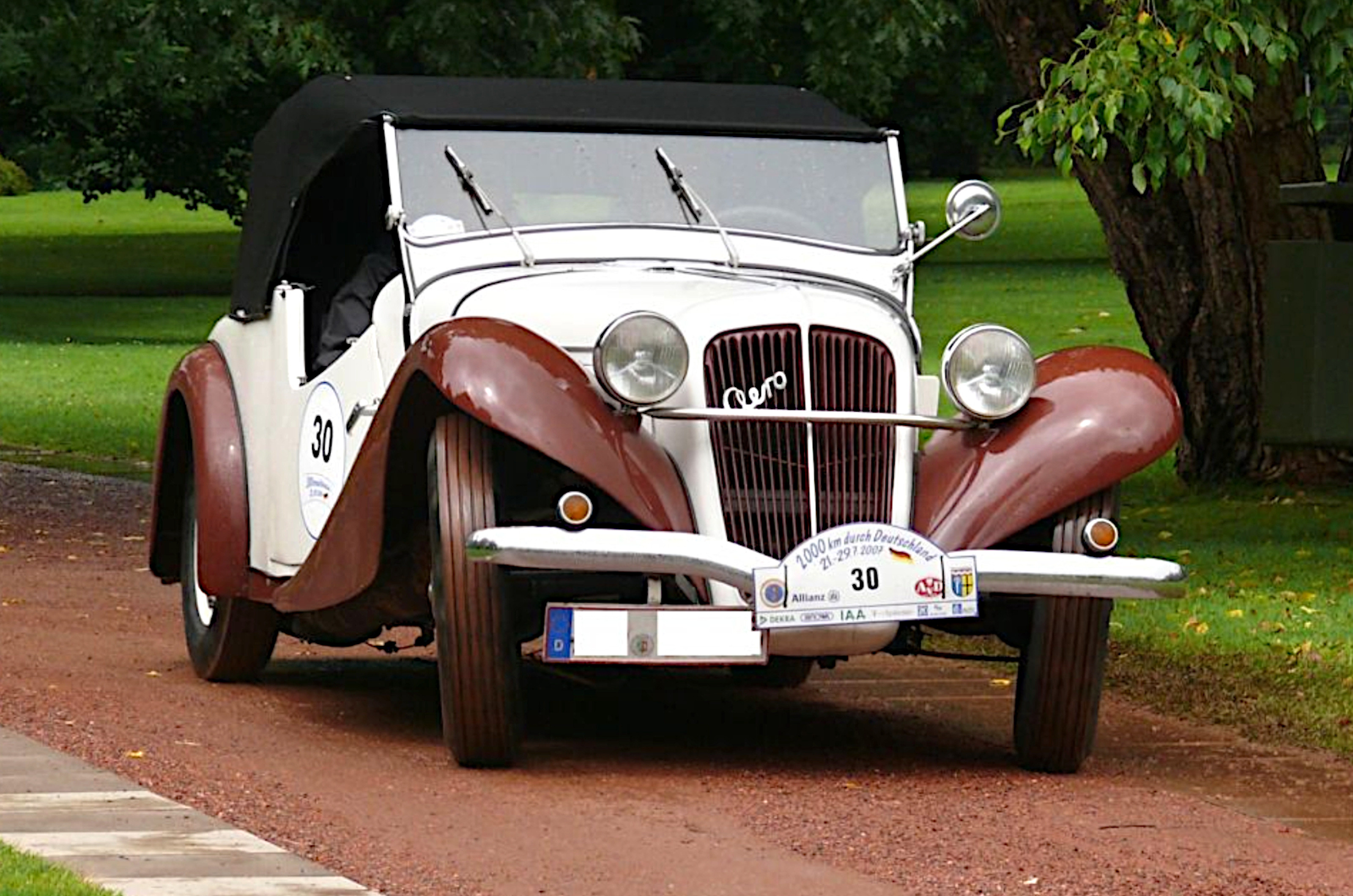 23 classic cars with two-stroke engines