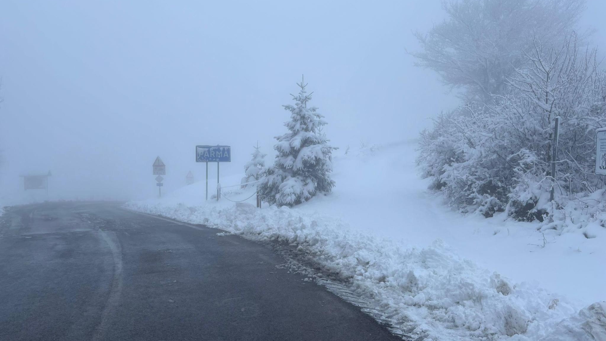 Allerta gialla in otto regioni, correnti fredde e neve fino a bassa quota