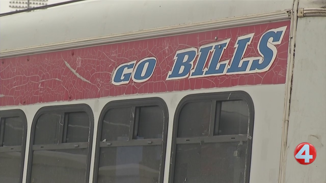 Thurman Thomas, Andre Reed share stadium memories