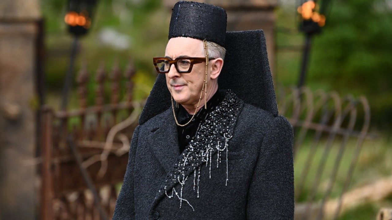 Why The Traitors Season 4 Finally Giving The Housewives Some Power Is A ...