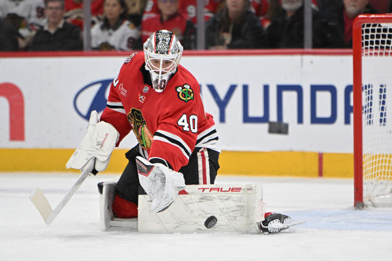 Tyler Bertuzzi completes hat trick in OT in Blackhawks' 3-2 victory ...