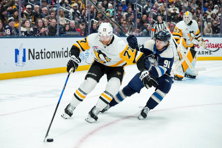 NHL roundup: Panthers stifle Avs, snap Colorado's 10-game win streak