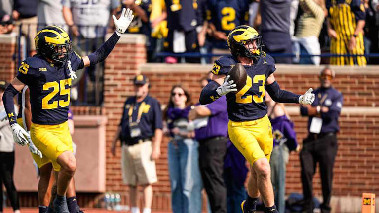 Michigan LB in transfer portal reportedly visits SEC school