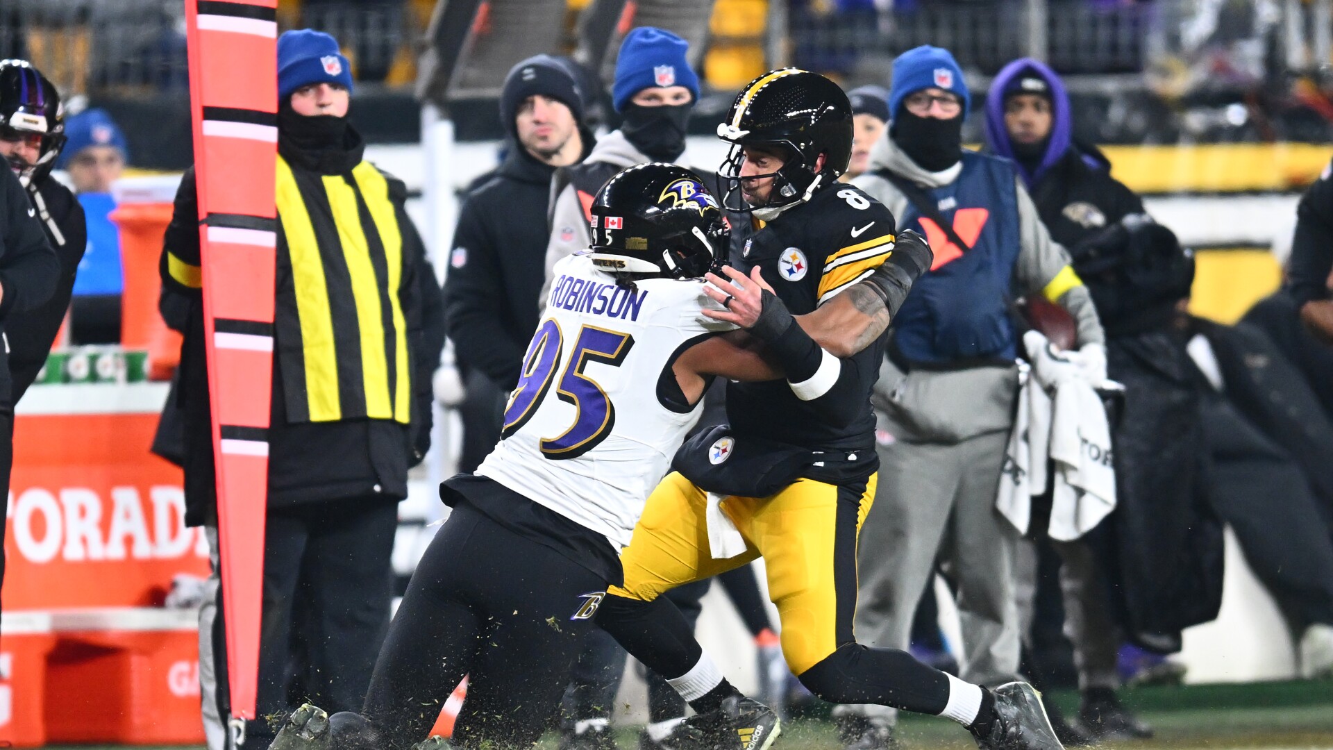 Sunday Night Football: Steelers don't score at end of first half, trail ...