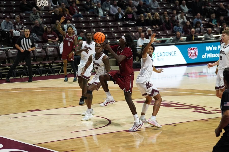 NM State men rally in 2nd half, but still fall to Missouri State