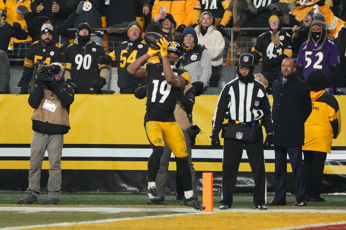 Rodgers y Steelers ganan la AFC Norte, vencen 26-24 a Ravens tras falla ...