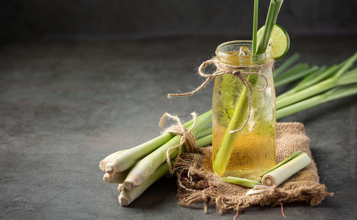 Can drinking lemongrass water in the afternoon benefit heart health?