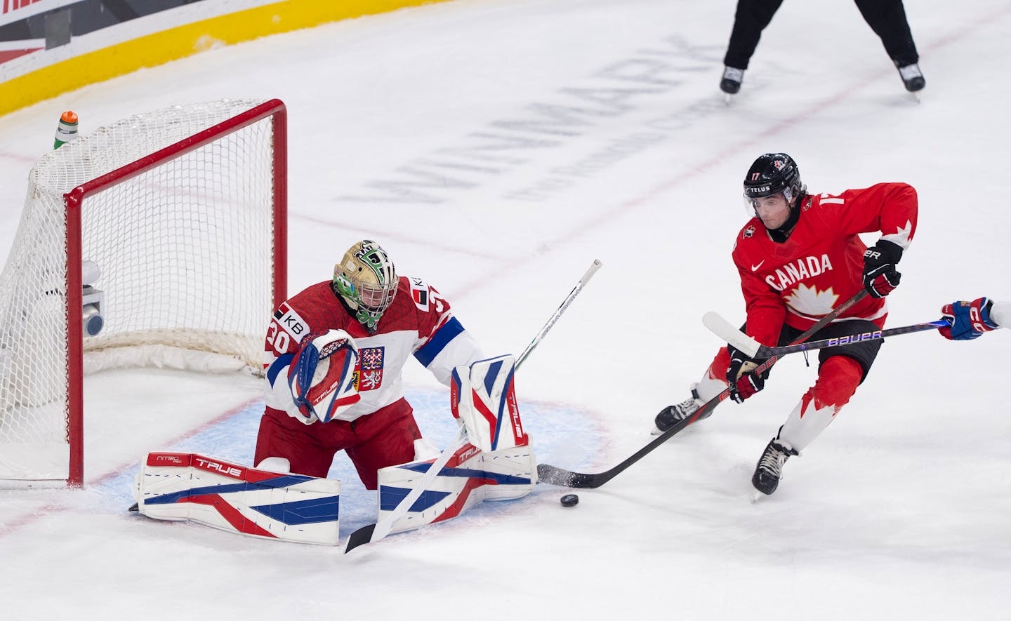 Sweden, Czech Republic will play for World Junior Championship title