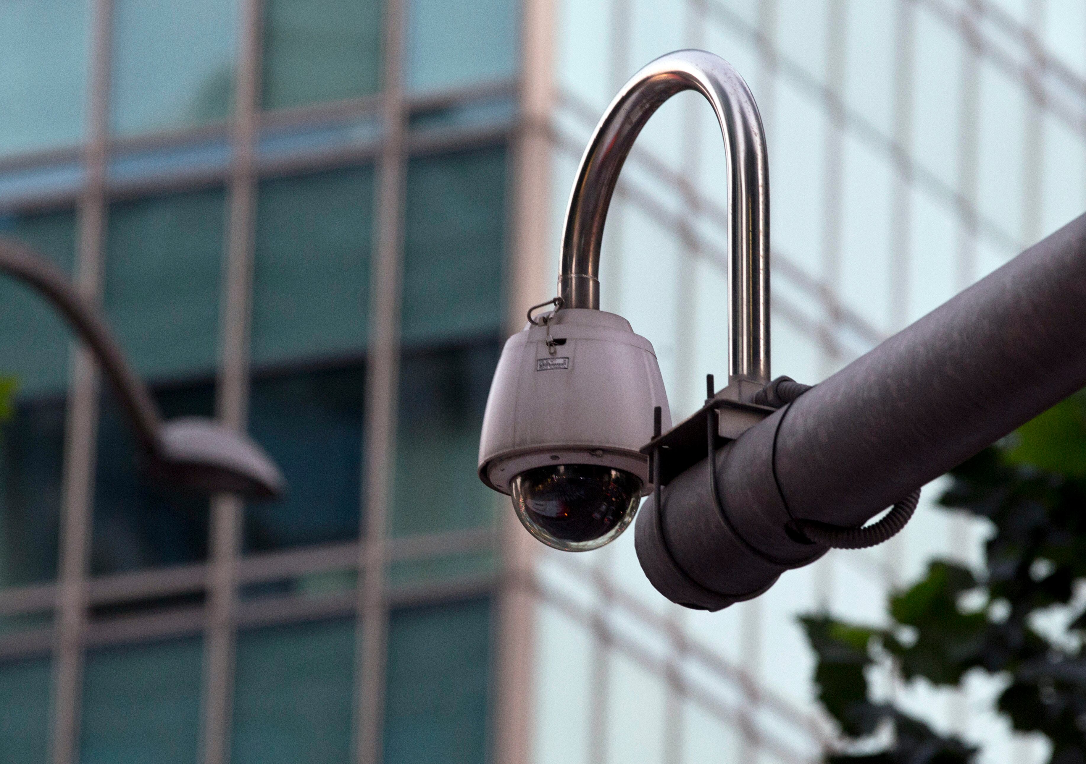 Government AI fails from incomplete training data