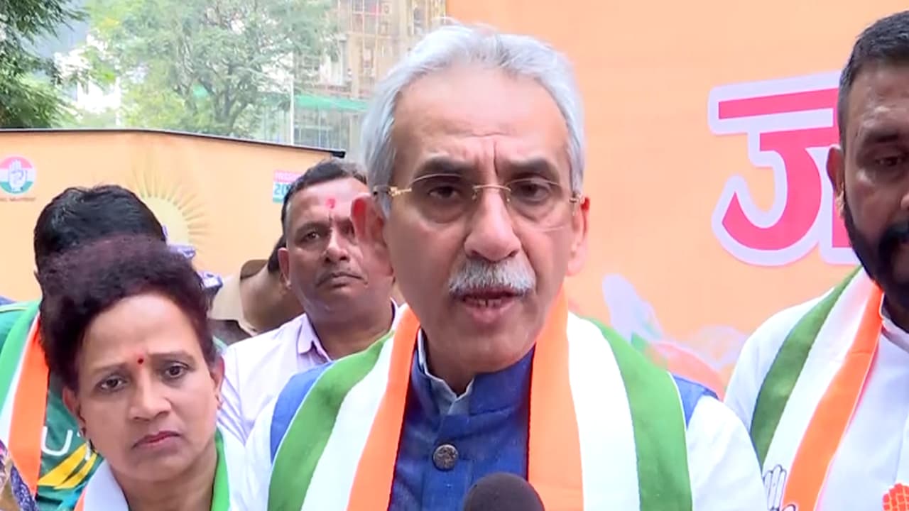 BMC polls: Congress slams BEST bus privatisation, vows to save service