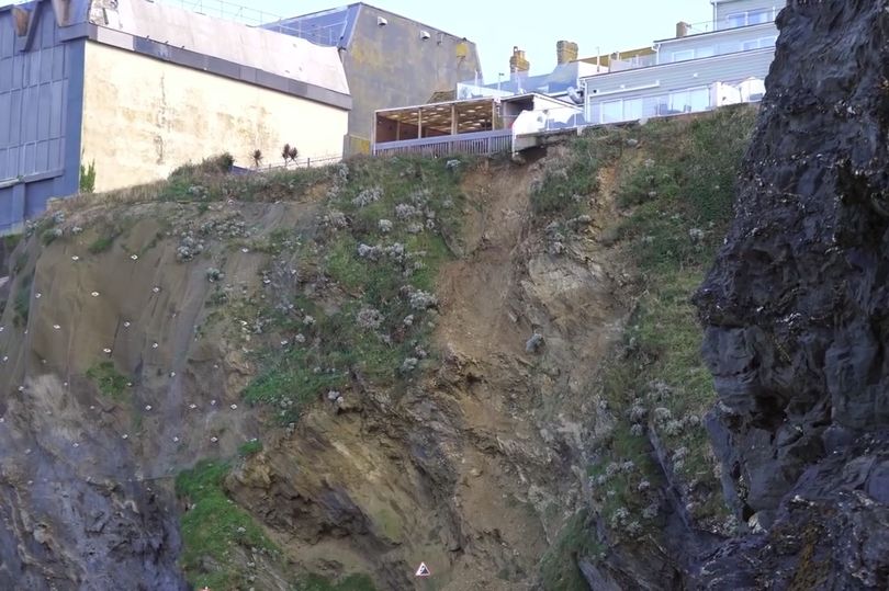 New warning after latest rock fall at Great Western Beach