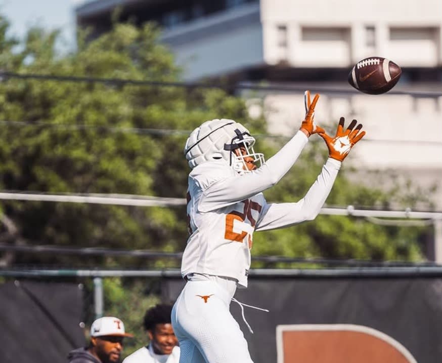 Texas DB Caleb Chester commits to ASU