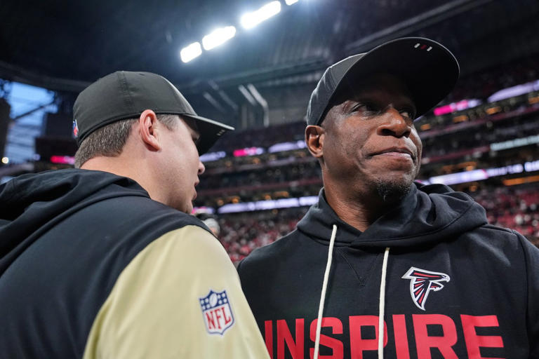 Falcons fire coach Raheem Morris, GM Terry Fontenot hours after ...
