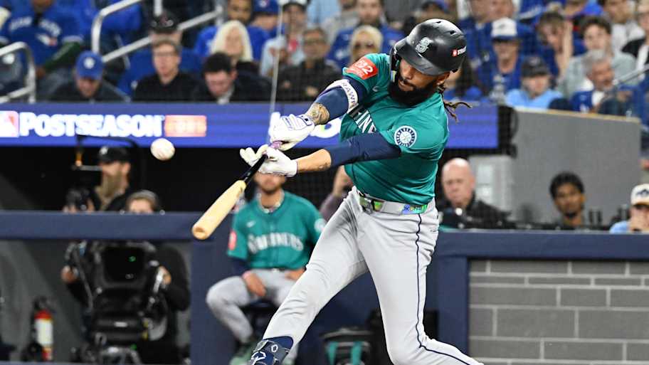 Seattle shortstop JP Crawford is a leader on the field and in the community