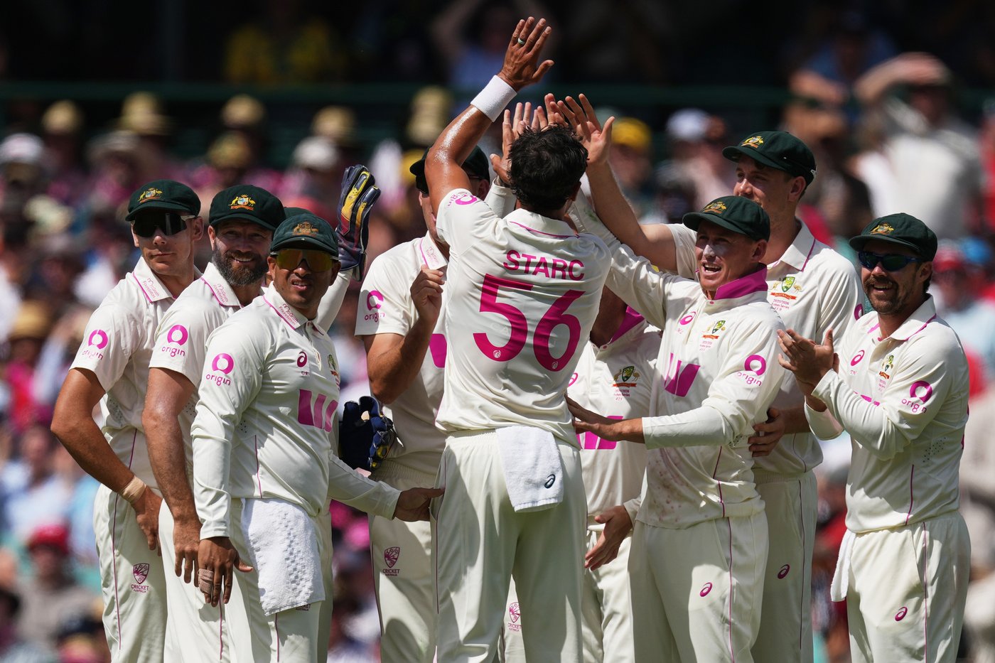 Root's century defies Australia on day 2 of the 5th Ashes cricket test