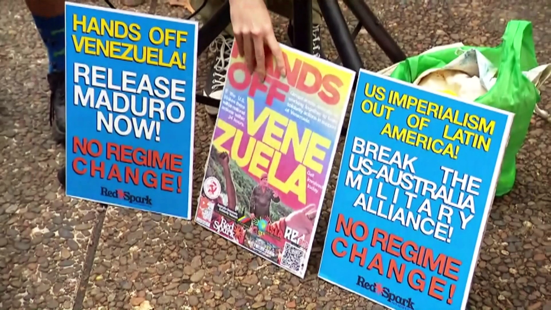 More than two hundred gather in Sydney in wake of events in Venezuela