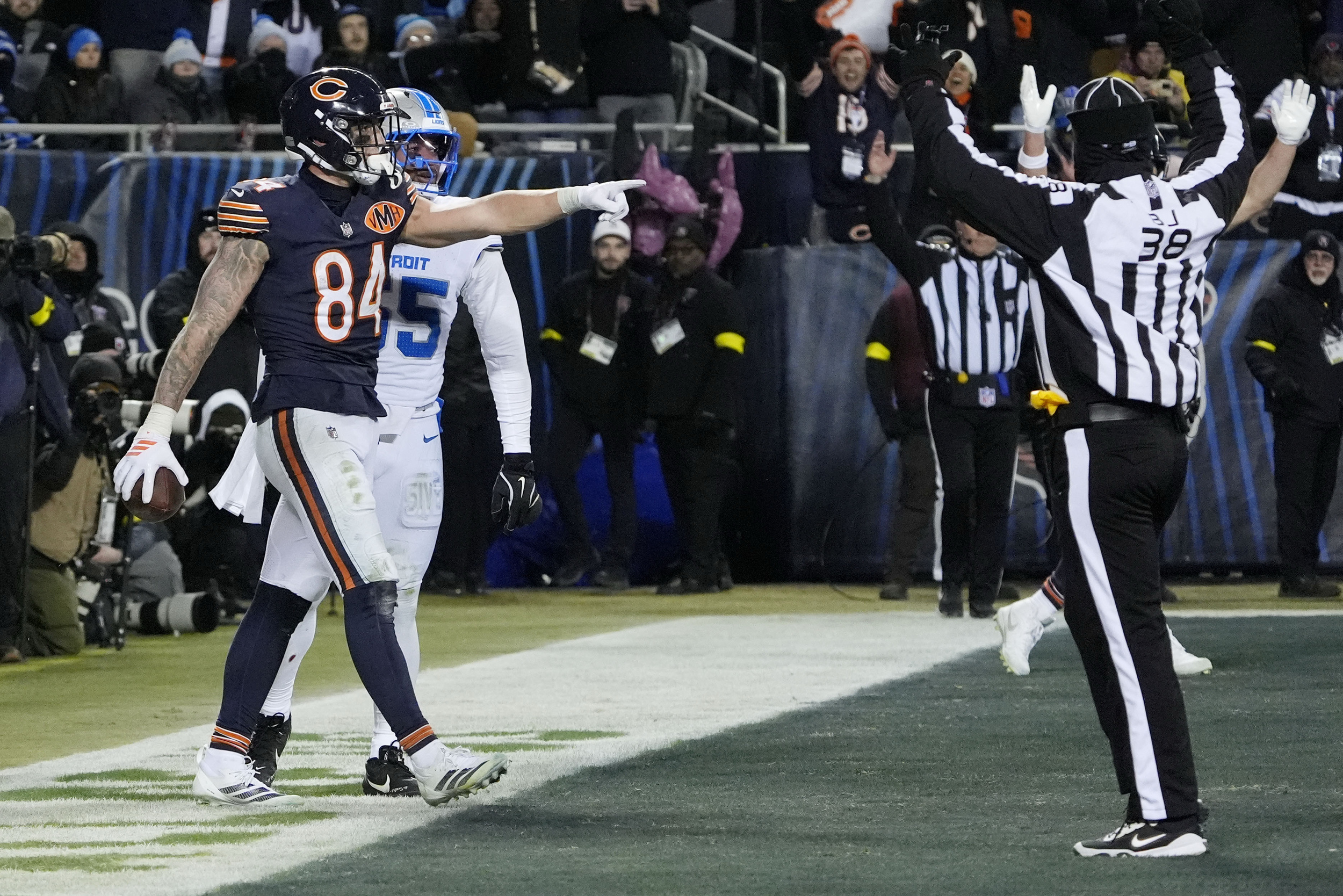 Tom Brady doesn’t hold back about Bears TE Colston Loveland