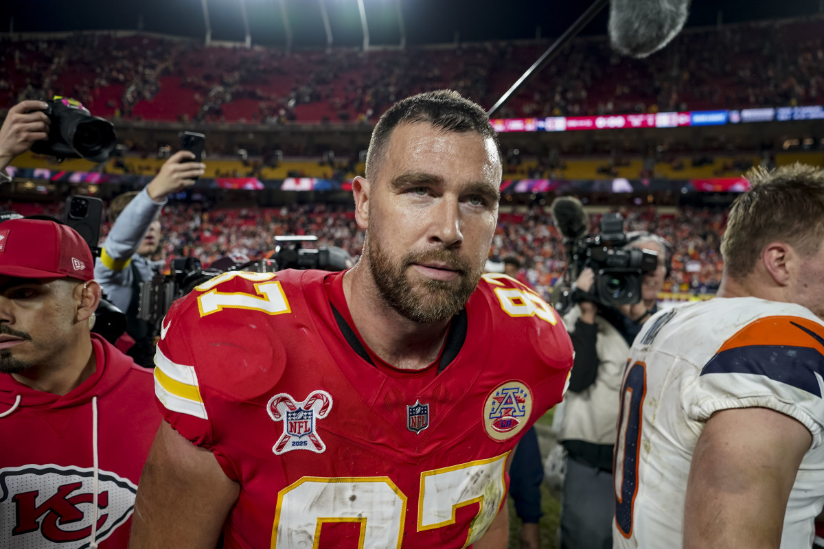 Chiefs owner's wife leaves message for Travis Kelce after big news