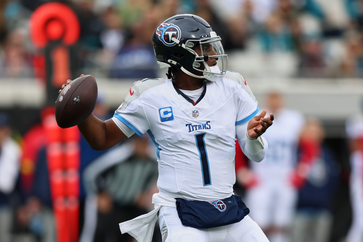 Titans get major surprise gift to boost NFL draft order and trade ...