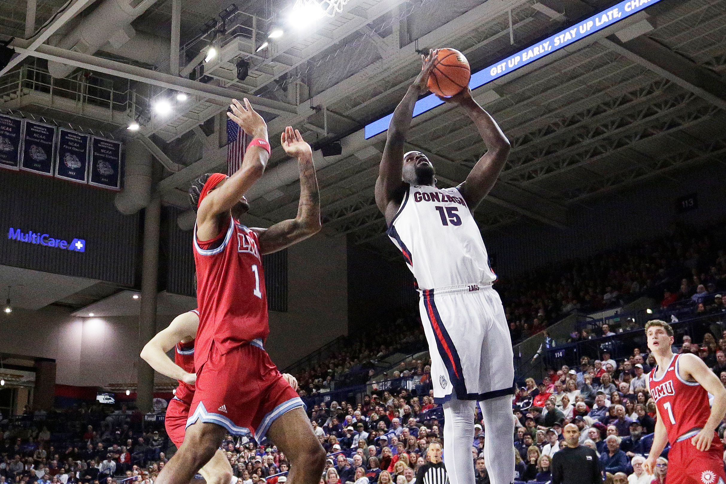 Graham Ike scores 16 points as No. 7 Gonzaga routs Loyola Marymount 82-47