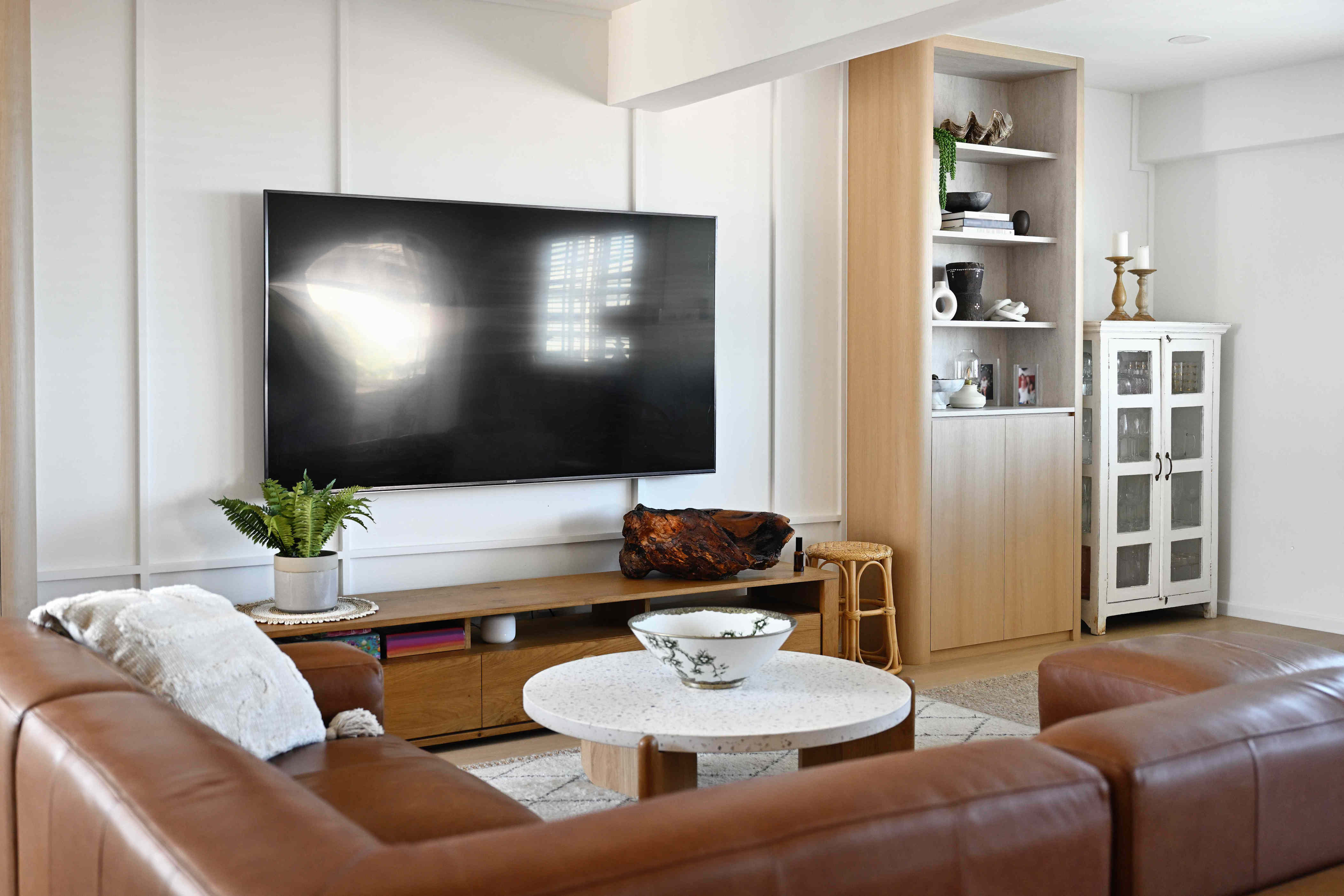 Thinking about framing your TV? Here's what the pros say