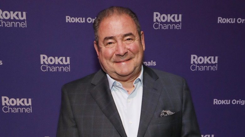 How chef Emeril Lagasse turns 5 ingredients into a delicious dinner for ...