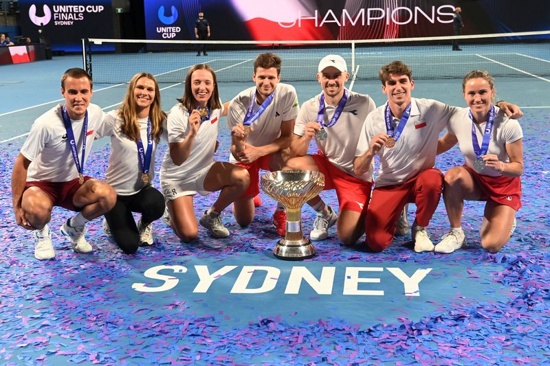 Tennis-third time lucky as Poland beat Switzerland to win United Cup