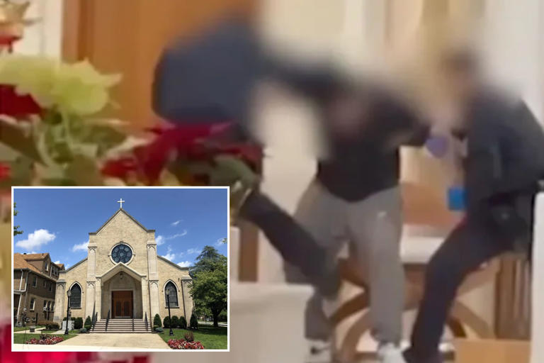 Wild moment cops tase crazed man in NYC church during morning Mass ...