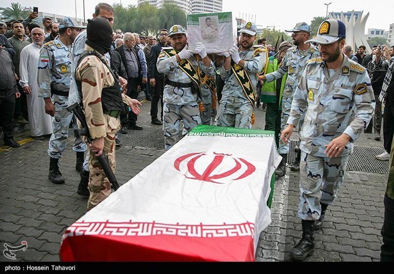 Irã prende 200 acusados de realizar atentados em meio a protestos ...