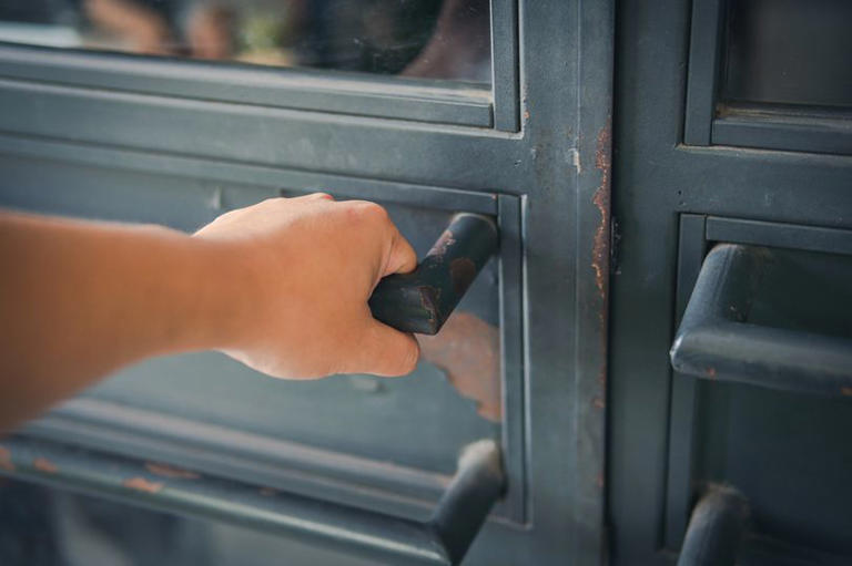 NHS flu warning over surfaces as new update issued