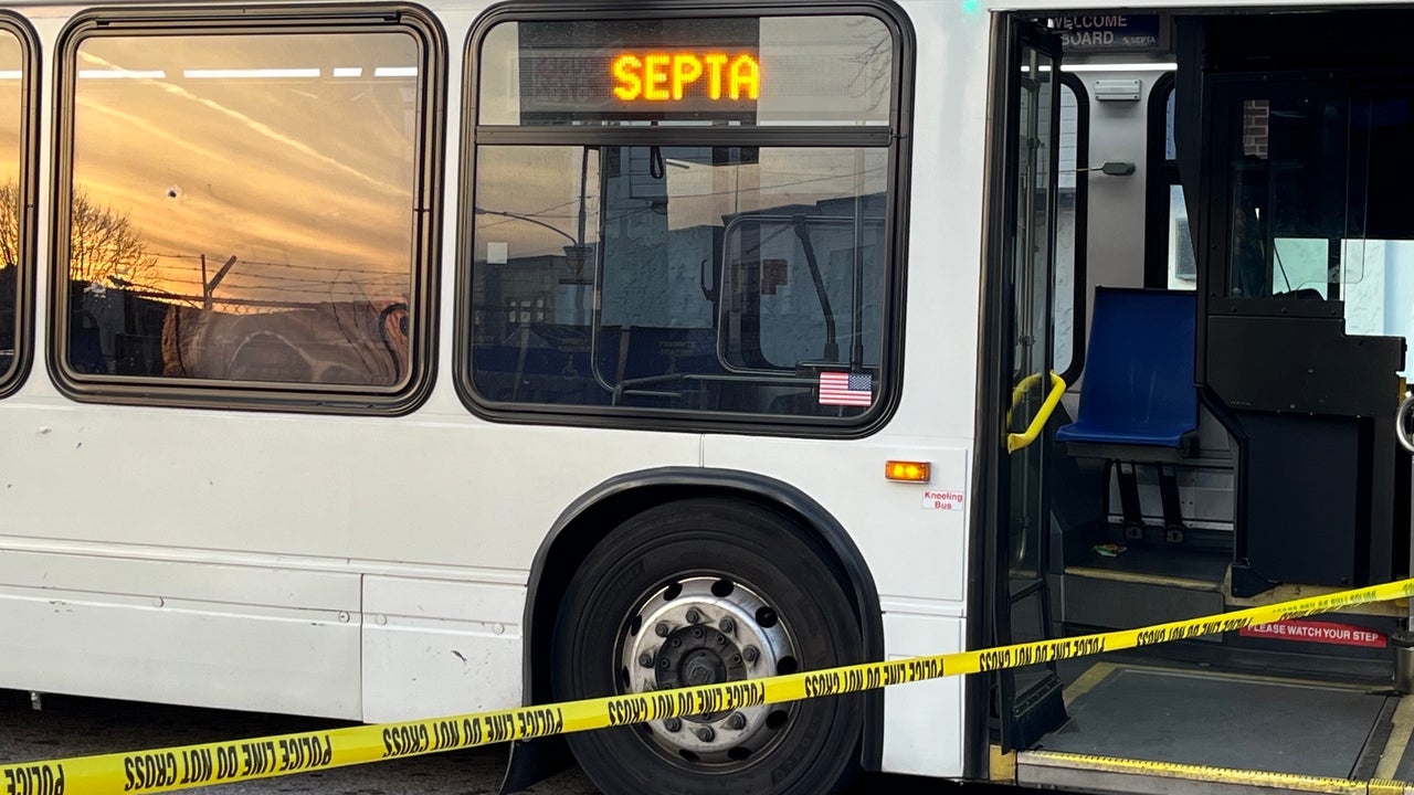 Man stabbed on SEPTA bus in Elkins Park; suspects caught after foot chase