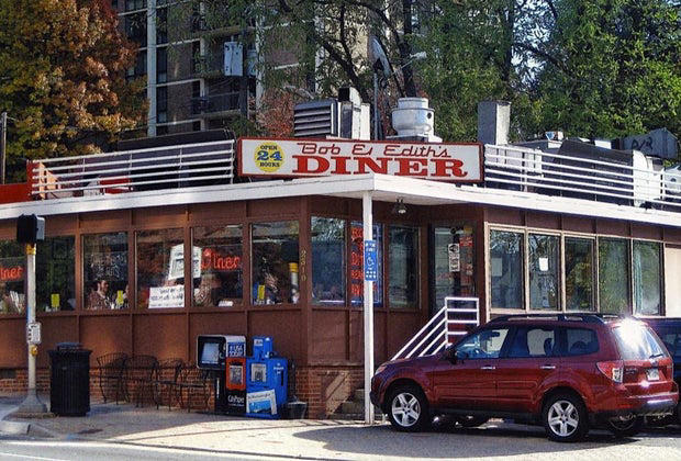 Best cheap places to eat in DC for kids & families (under $10!) — recs ...